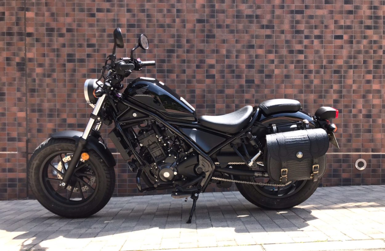HONDAレブル250にバッグSB-24CRを！ | DEGNER